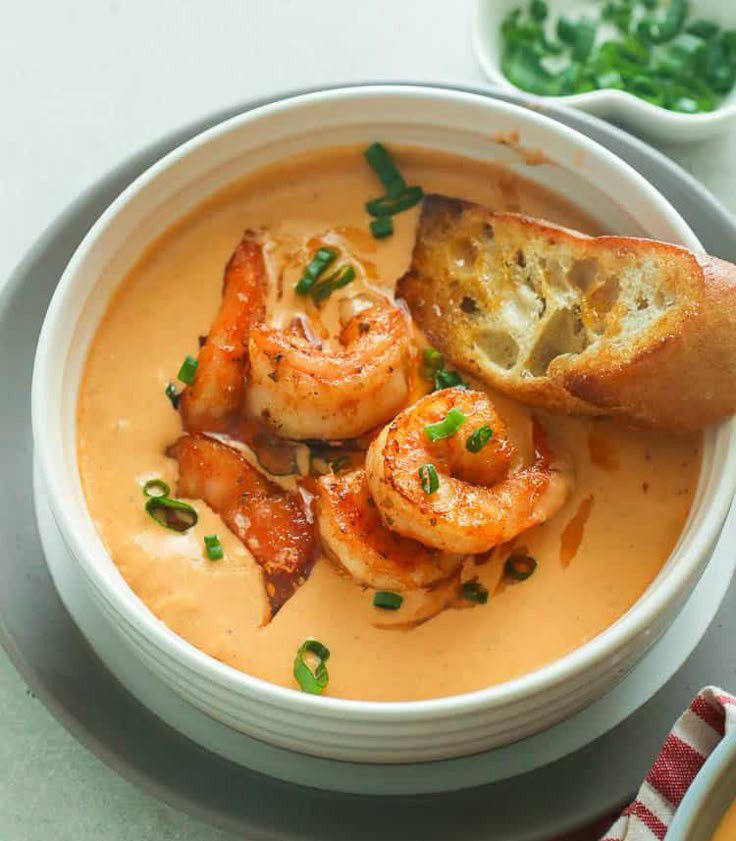 What is Bisque (soup) and its characteristics?